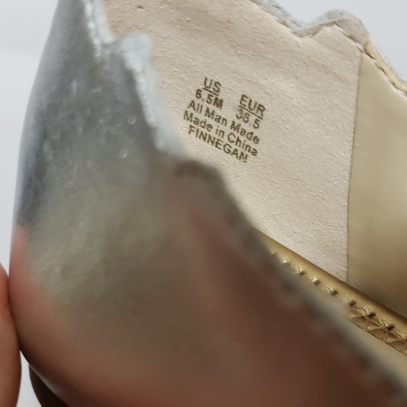 Sam Edelman | Shoes | Sam Edelman Fennegan Silver Metallic Flats 65 Euc ...